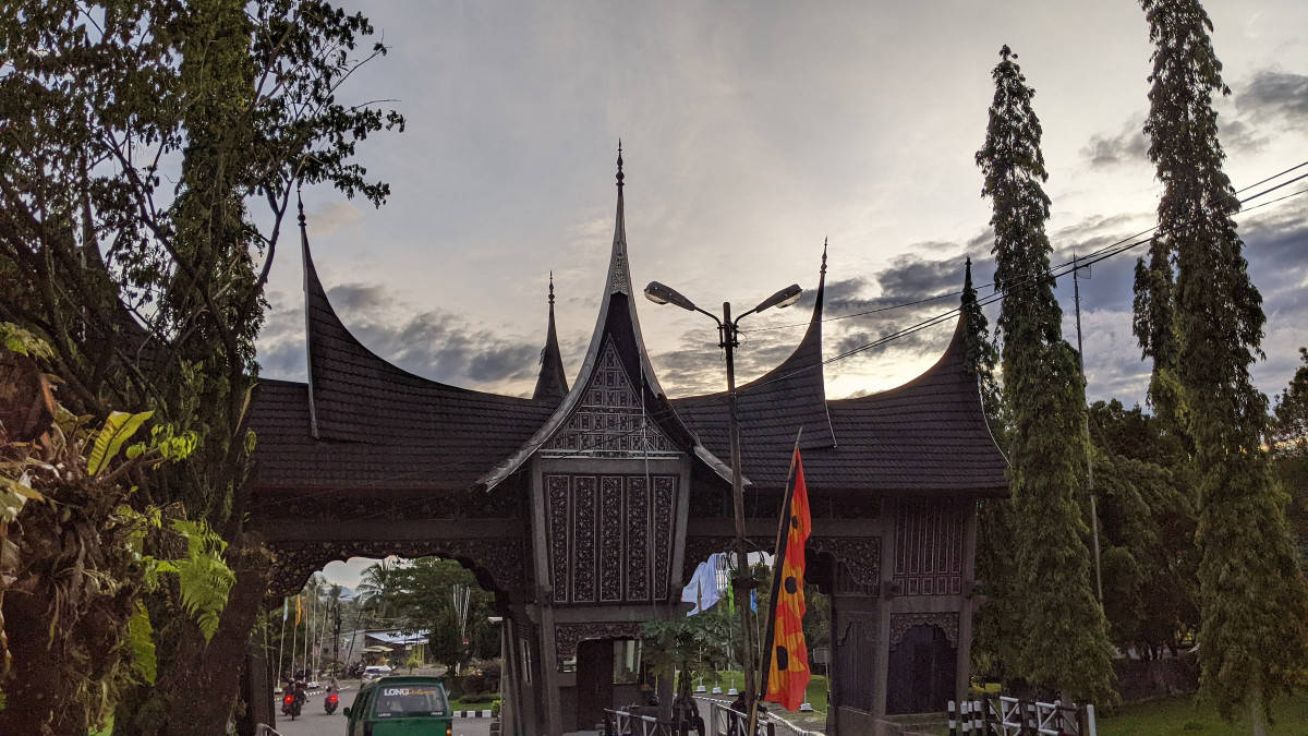 Fakta Menarik Tradisi Merantau dari Suku Minangkabau yang Jarang Diketahui