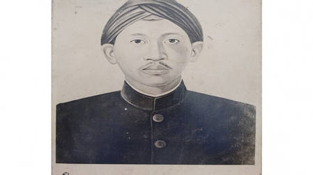 Mengenal Dr. Cipto Mangunkusumo, Dokter Revolusioner dan Pahlawan Indonesia