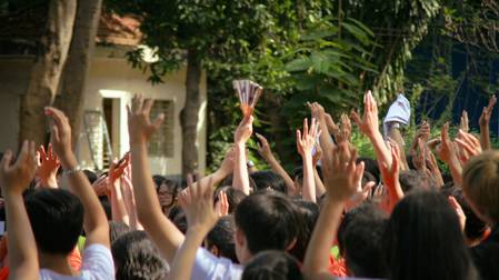 30 Contoh Ice Breaking MPLS SMP dan SMA yang Seru, Bisa Melatih Konsentrasi