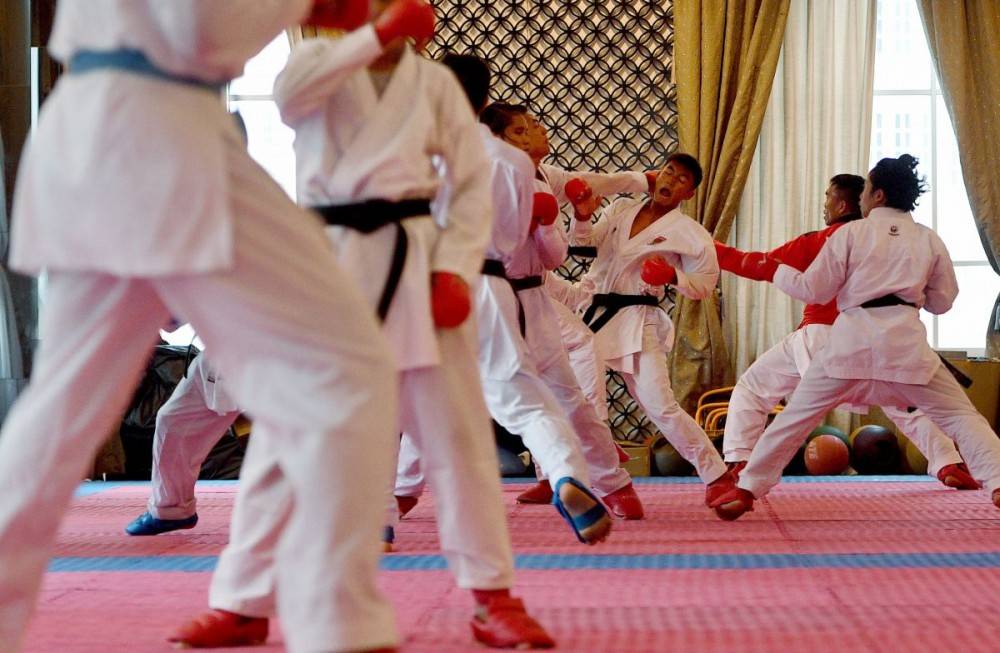 Atlet Karate Indonesia Raih 3 Medali di Ceko