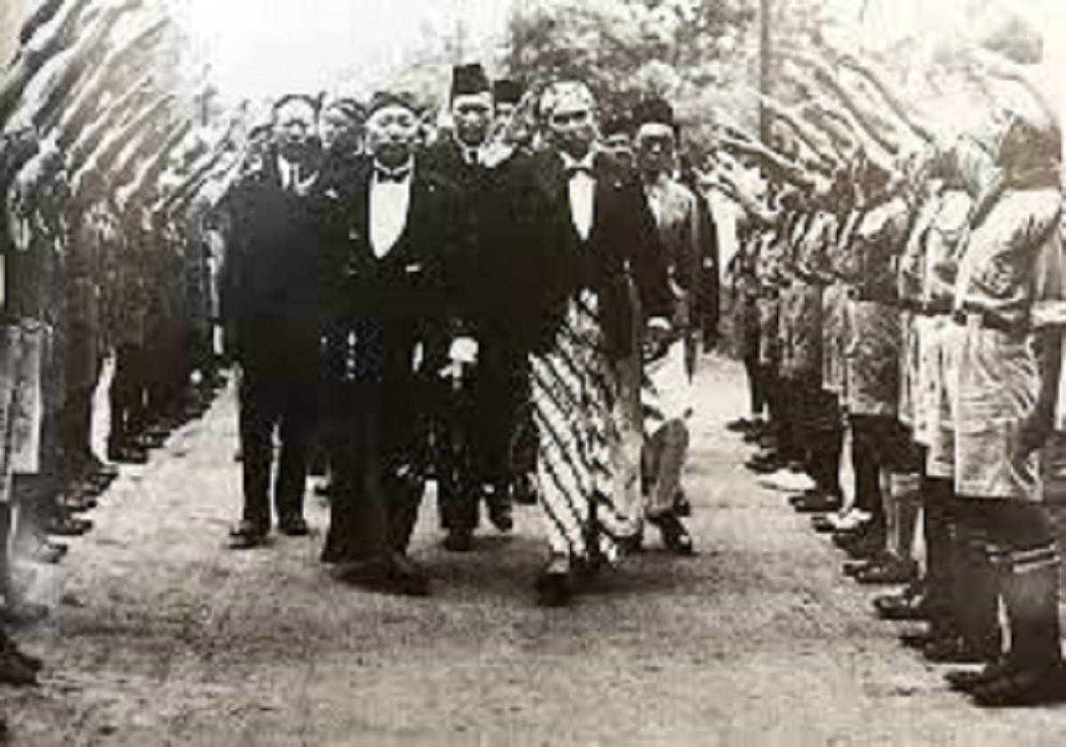 Kaum Fasisme Indonesia Bergerak Melawan Penguasa Kolonial!