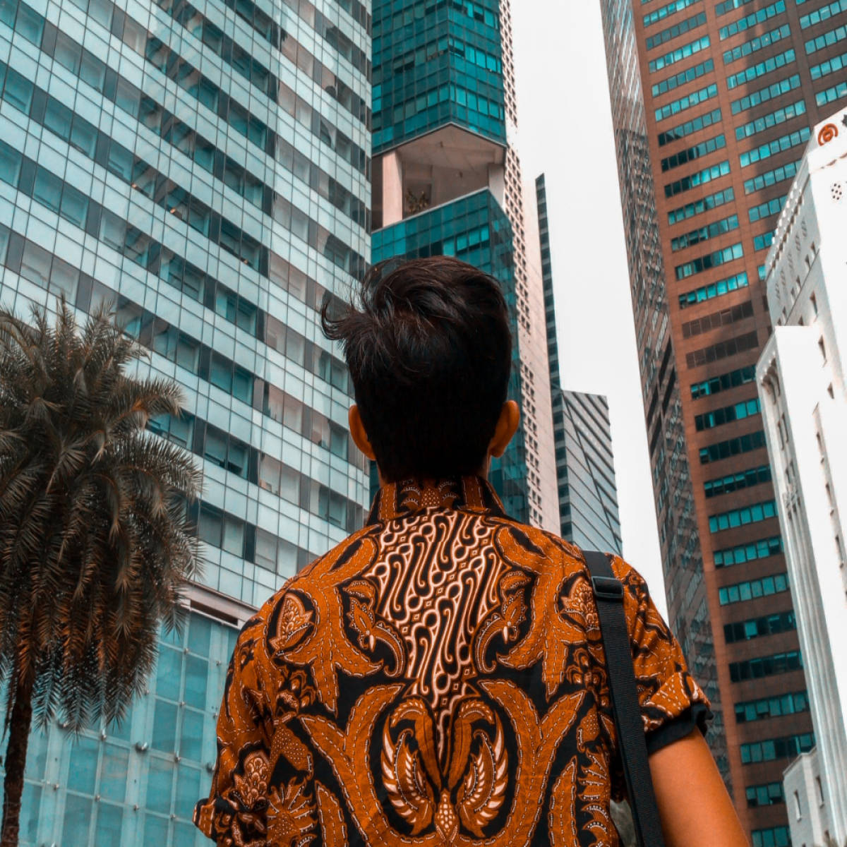 Generasi Muda: Pahlawan Budaya atau sekadar Inovator Berbakat?
