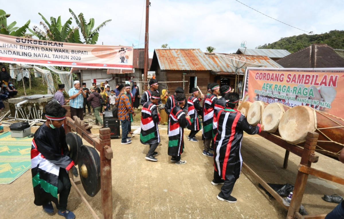 Gordang Sambilan, Alat Musik Kesenian Suku Batak Mandailing