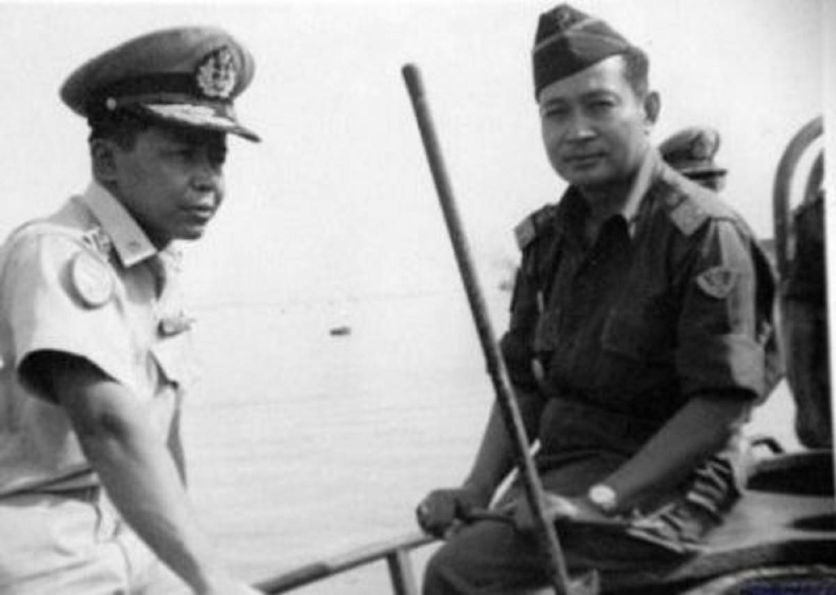 Sejarah Hari Ini (2 Januari 1962) - Pembentukan Komando Mandala demi ...