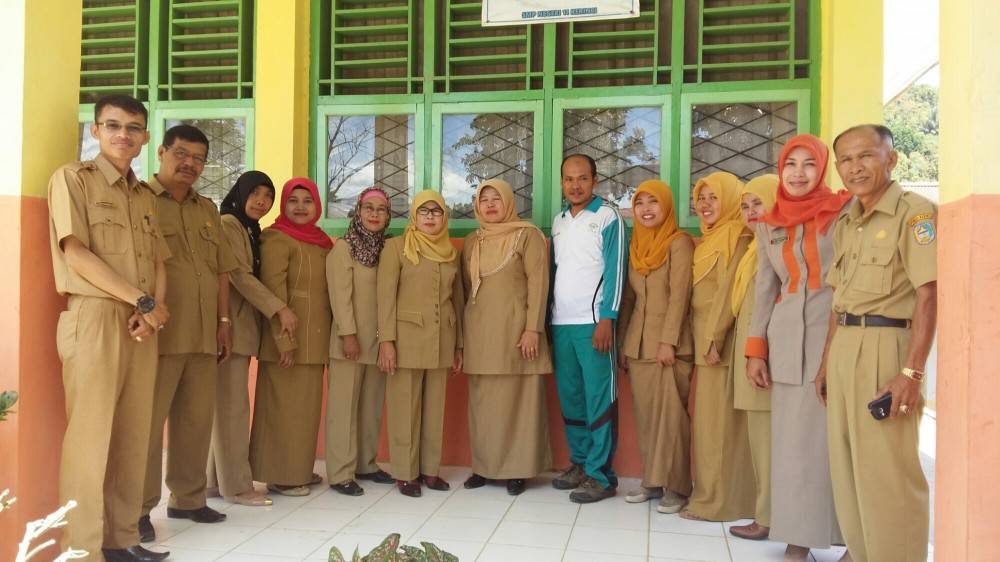 Guru Lebih Dihormati di Indonesia Dibanding Eropa