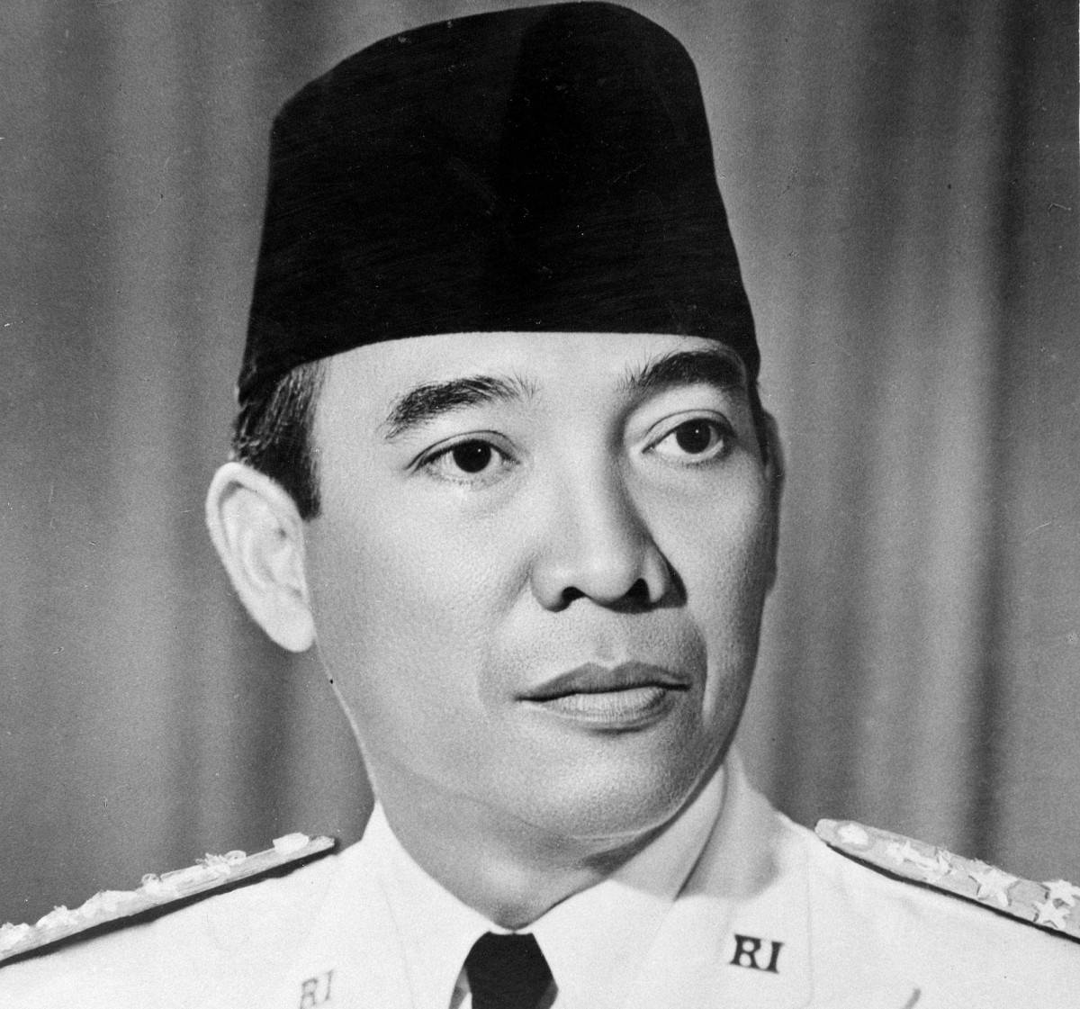 Sejarah operasi Trikora (tri komando rakyat)
