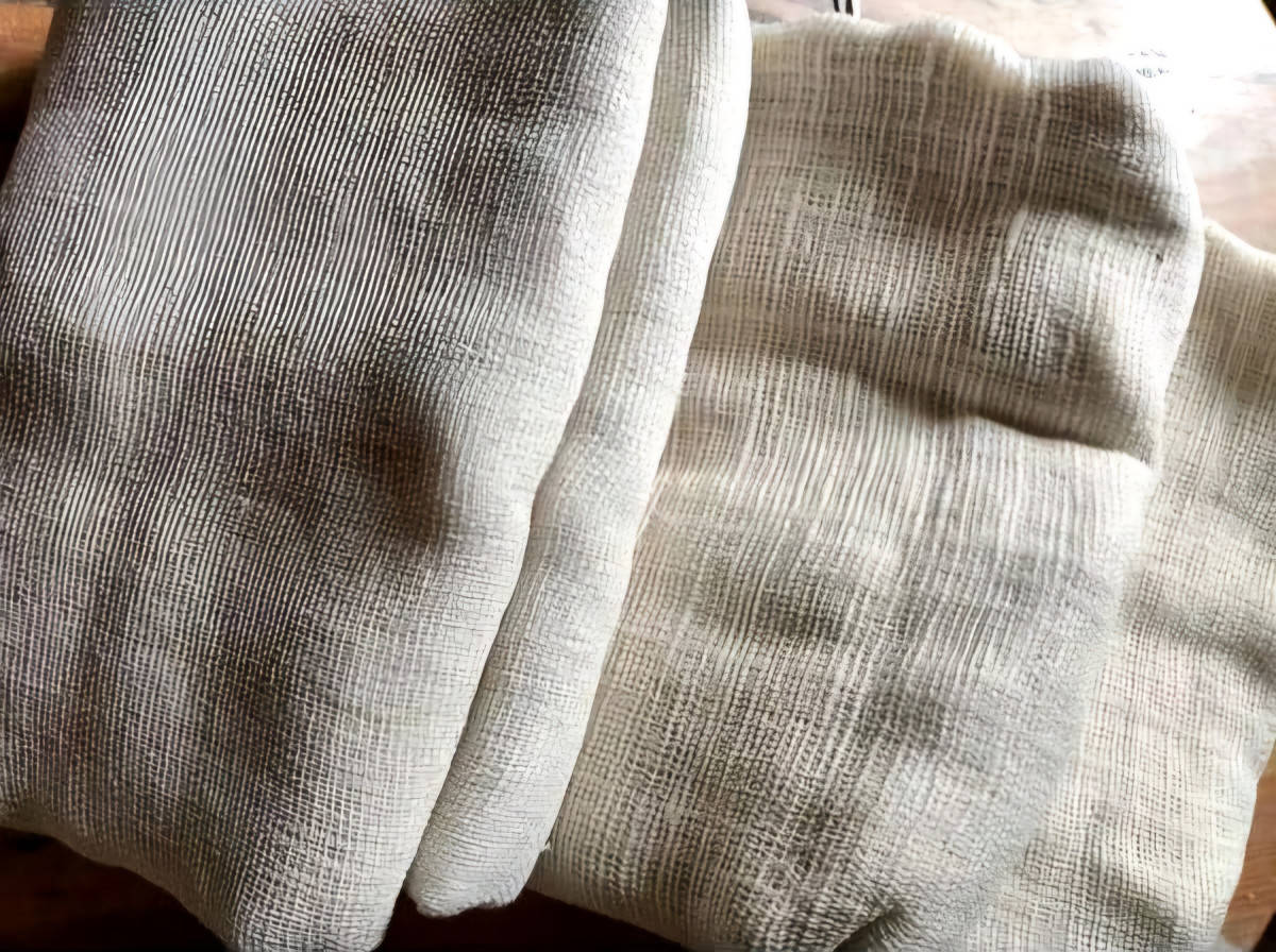 Mengenal Kain Tope, Mengubah Warisan Menjadi Trend