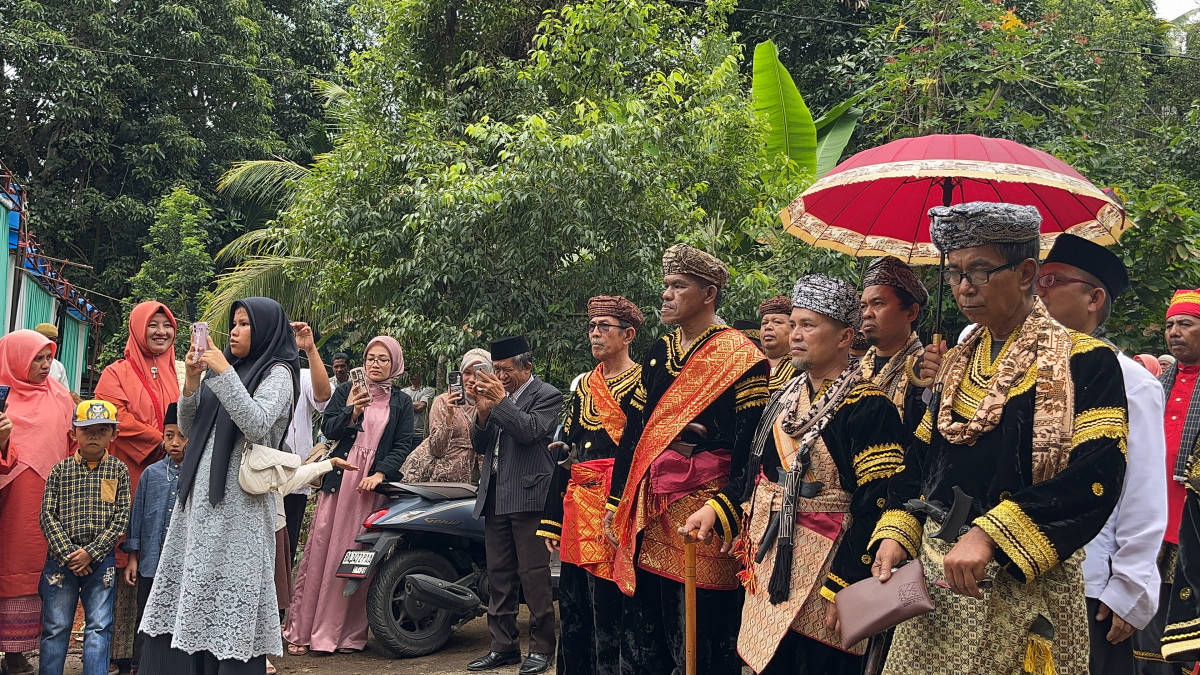 Datuk: Posisi Tinggi dan Pemimpin di Budaya Minang