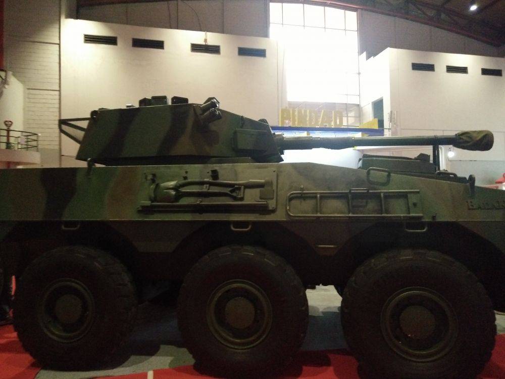 Gagahnya Panser Anoa Amphibious di Habibie Festival 2017