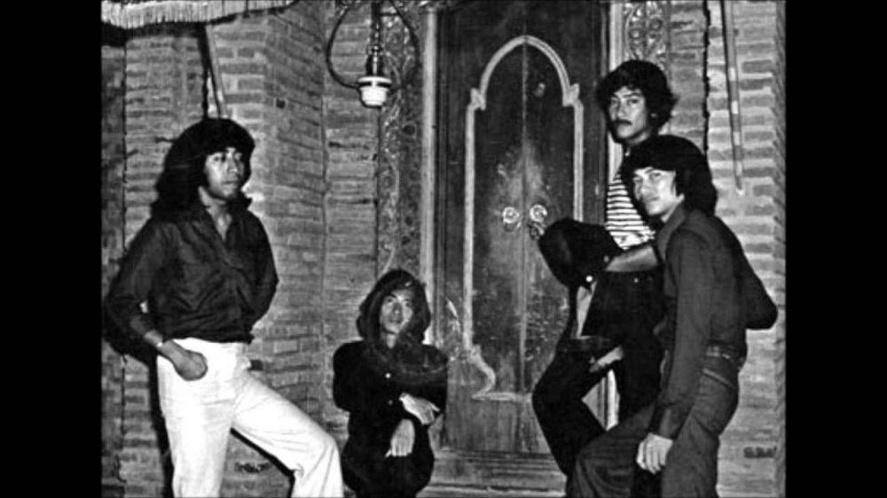Mari Nostalgia, Inilah Band Legendaris Indonesia yang Tak Lekang Waktu