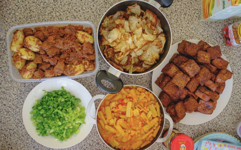 Makanan Lebaran "Mewah" ala Indonesia di Manchester, Inggris