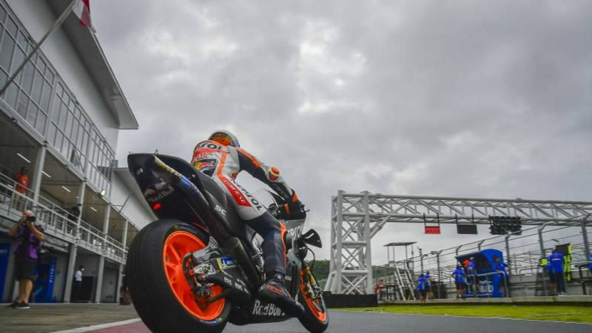 Pembalap MotoGP Tanam Terumbu Karang Sebelum Tancap Gas di Mandalika