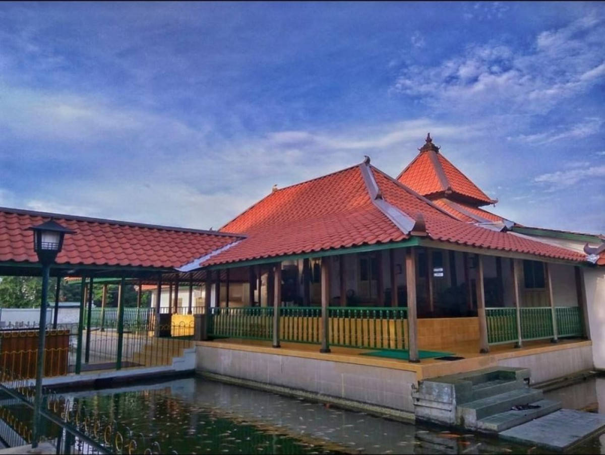 Mengenal Masjid Pathok Negara, Peninggalan Keraton Yogyakarta yang ...