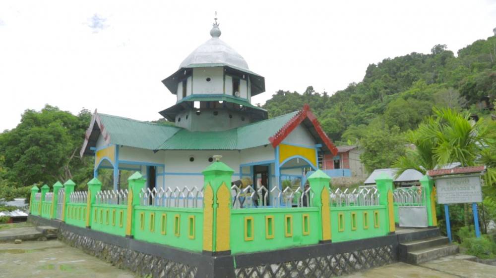 Mengintip Masjid di Papua yang Berusia Lebih dari Satu Abad