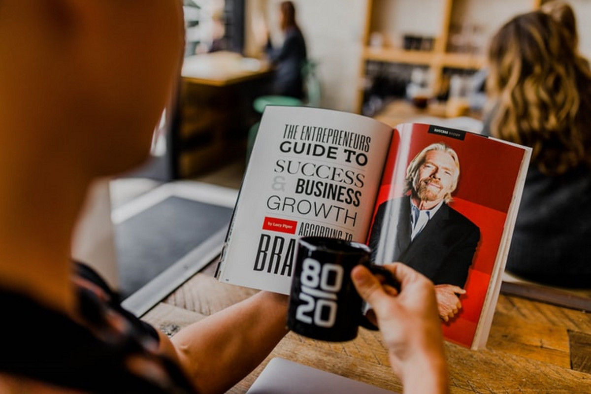 Kiat Bangun Personal Branding Lewat Media Sosial Kiat Bangun Personal Branding Lewat Media Sosial