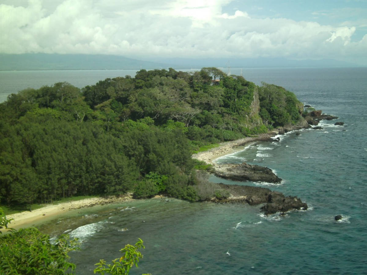 Pulau Sangiang, "Hidden Gem" Wisata Alam dan Sejarah di Selat Sunda
