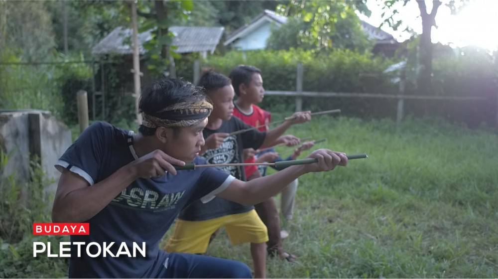 Bernostalgia dengan Permainan Tradisional Pletokan