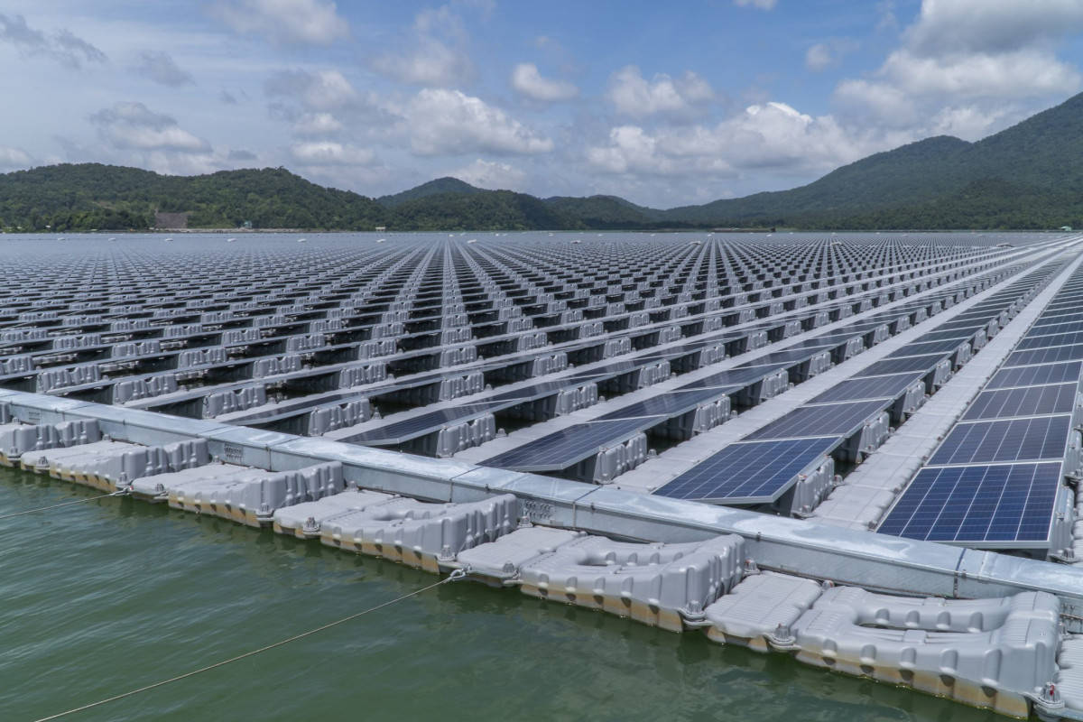 Mengenal PLTS Terapung, Ada 3 Proyek yang Sedang Dibangun di Indonesia