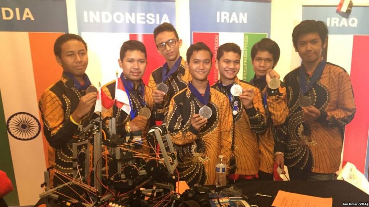 Robot Karya TechnoNatura Akhirnya Bawa Pulang Medali Perak dari Washington