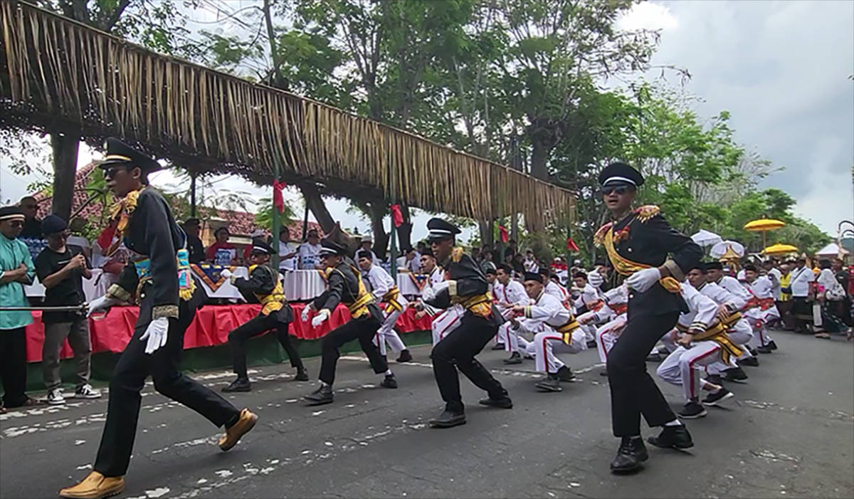 Munajat dan Merawat Seni Rudat Karangasem, Bali