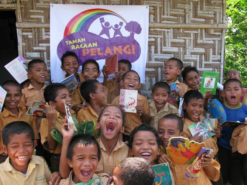 Nila Tanzil dan Kisahnya Bangun Taman Baca di Indonesia Timuru2028