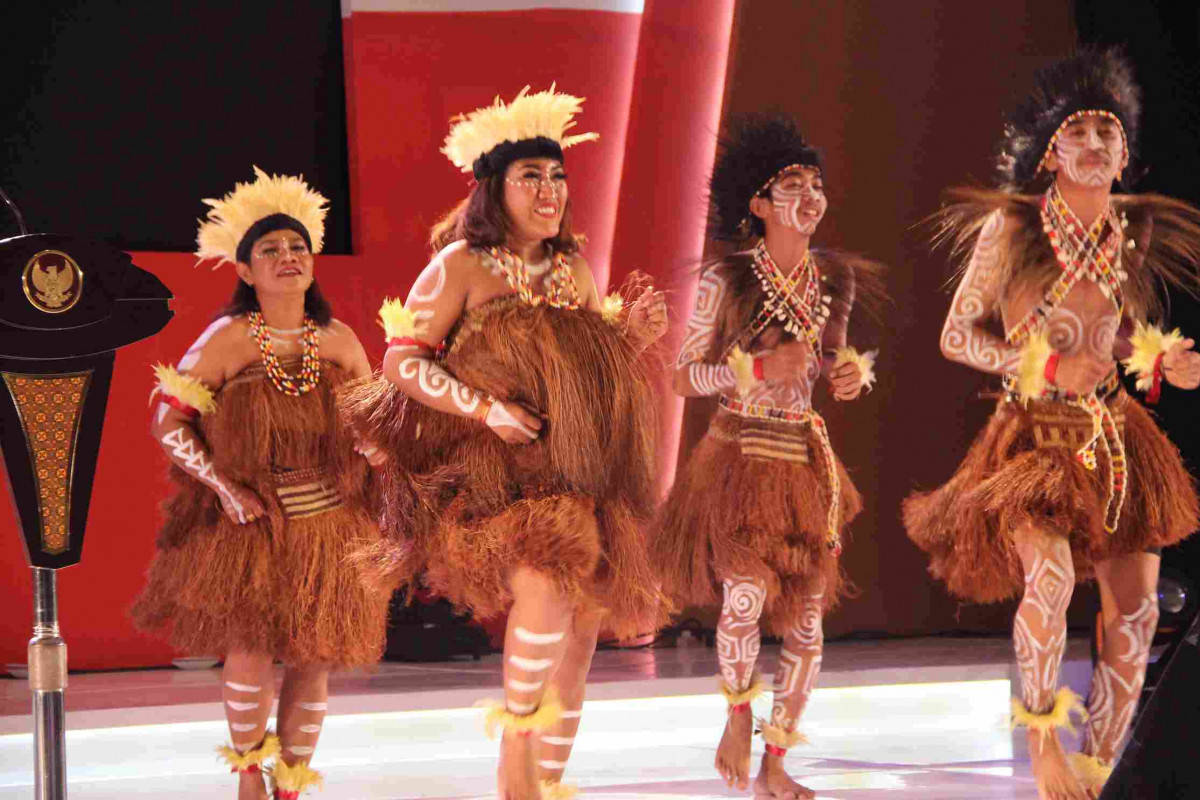 Tari Yospan yang Menjadi Lambang Persahabatan Masyarakat Papua