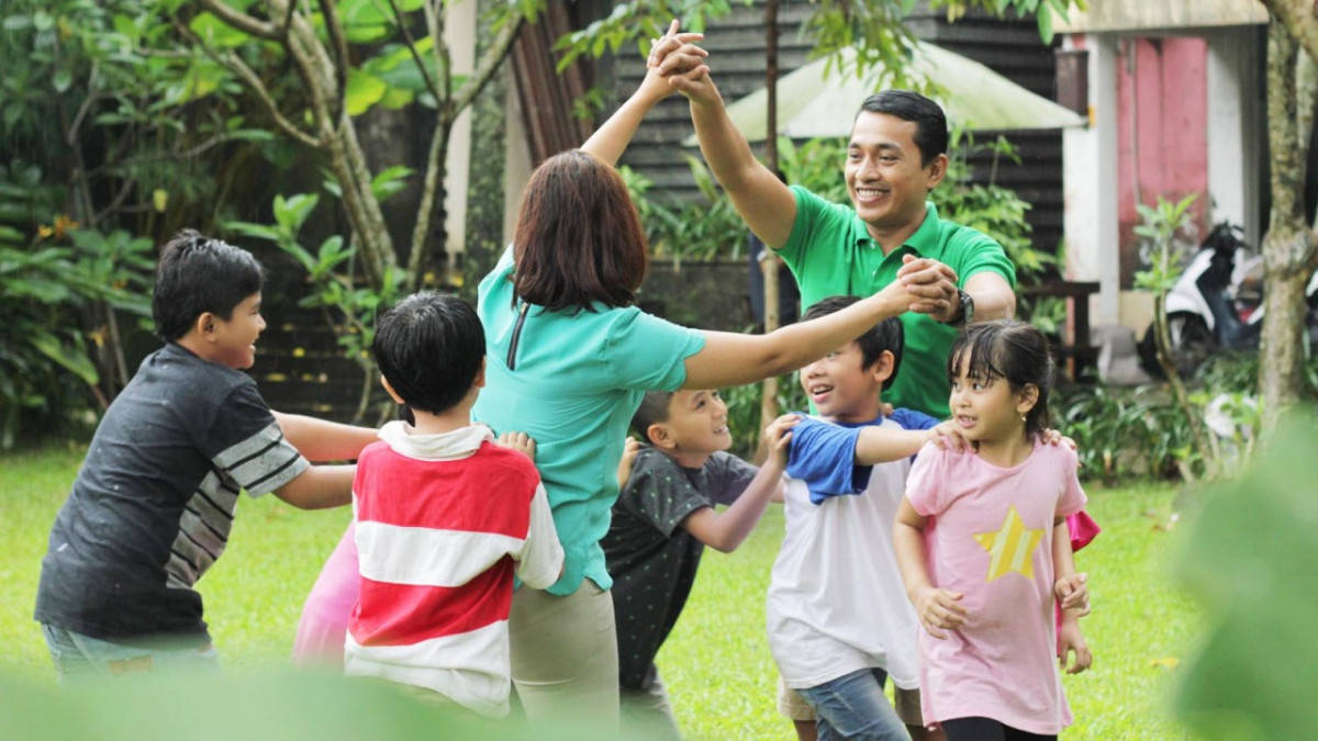 Ular Naga: Permainan Tradisional Tanpa Alat yang Bermanfaat