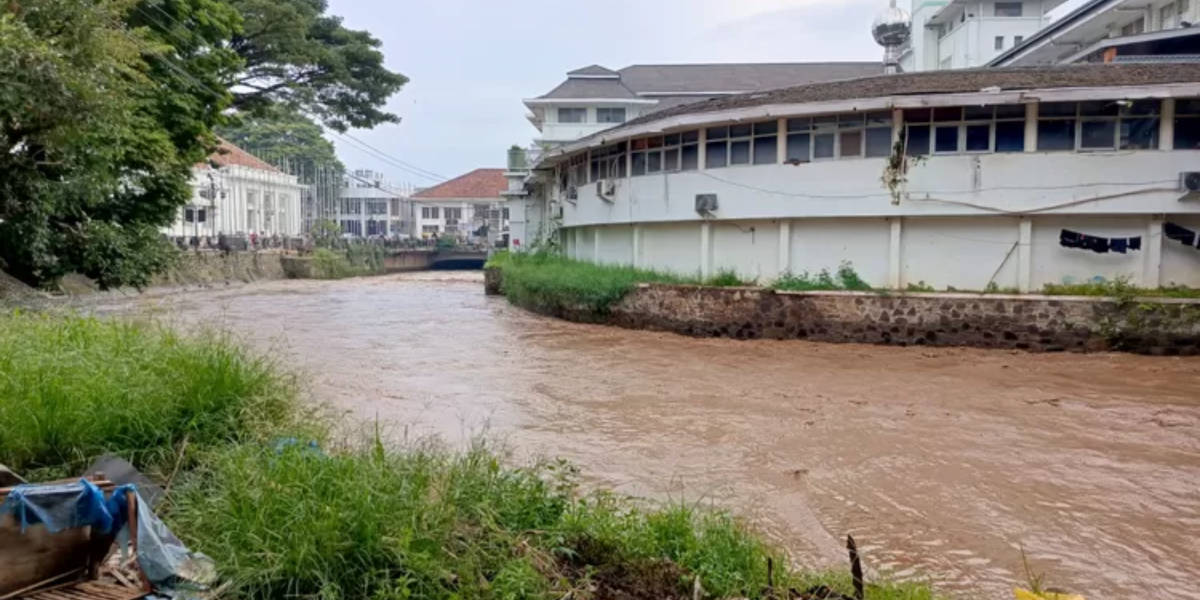 Kenali Sungai Cikapundung, Bukti Restorasi Sungai di Bandung