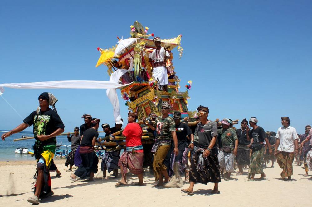 Ritual Upacara Ngaben Hindu-Bali