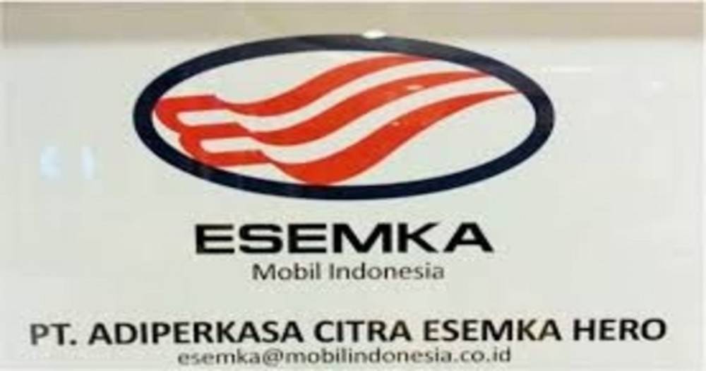 Lihat Kemiripan Esemka Garuda 1 Dengan Foday Landfort