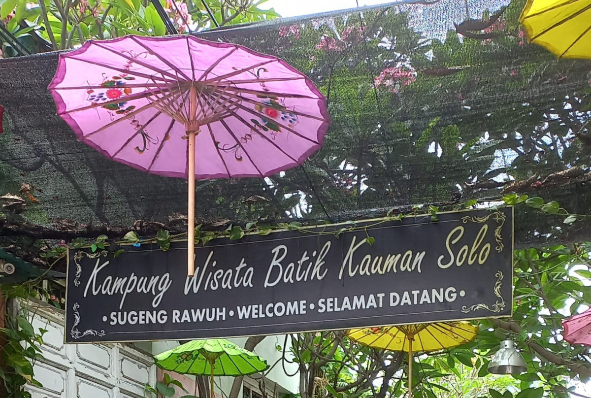 Jalan Jalan Di Kampung Wisata Batik Kauman Solo