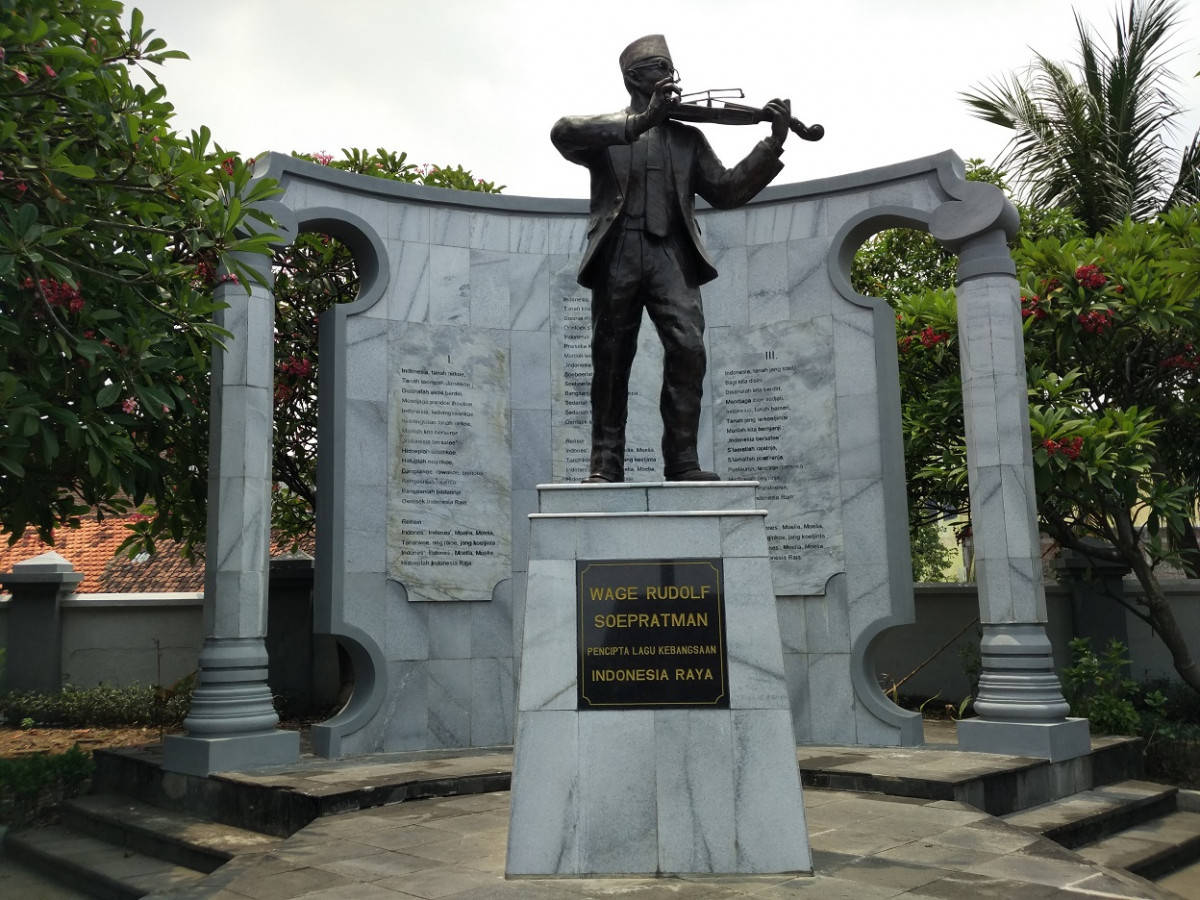 Kenal Lebih Dekat Biografi WR Soepratman: Sang Pencipta Lagu Indonesia Raya