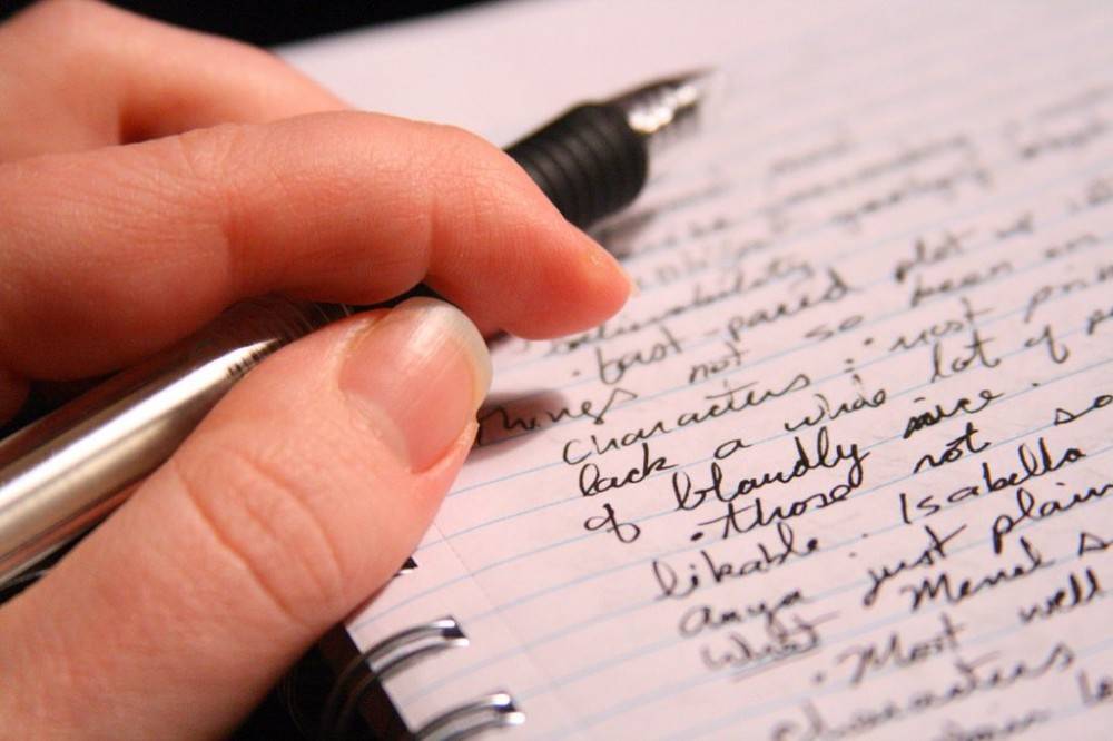 Penulis Perempuan Indonesia yang Kuat Harus Belajar dari Penulis ...