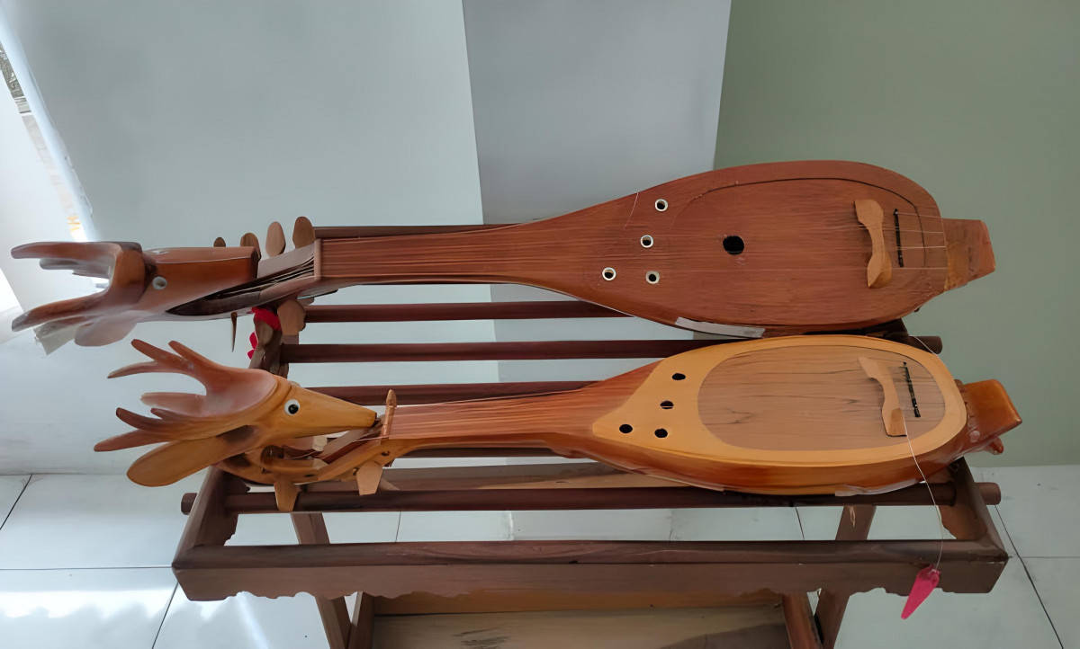 Dambus, Mengenal Alat Musik Kesenian dari Melayu Bangka