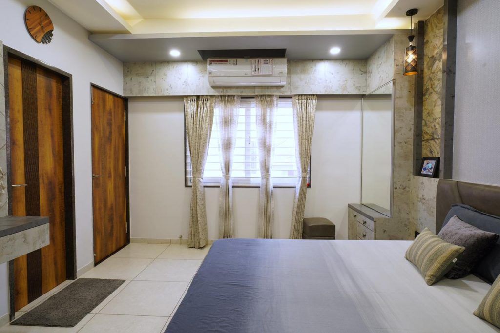 SW 961 | Royale Touche Laminates