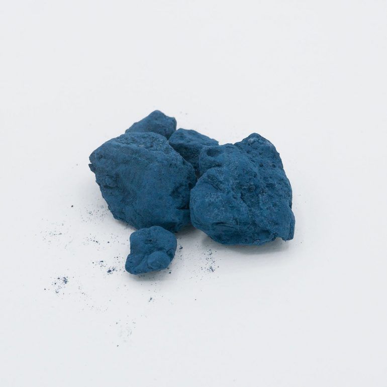 Pigmento Indaco da Guado Italiano in Pezzi - Nila Colori