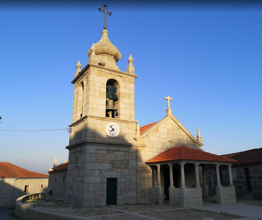 Igreja Matriz Paroquial de São Martinho de Espinho (Braga) Igreja Matriz Paroquial de São Martinho de Espinho (Braga)