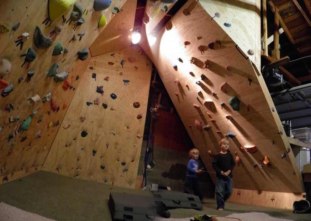 The Best Home Bouldering Wall Design