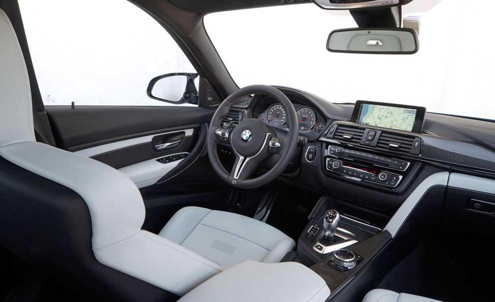 2015 BMW M3 Sedan Interior Gallery (Photo 37 of 55)