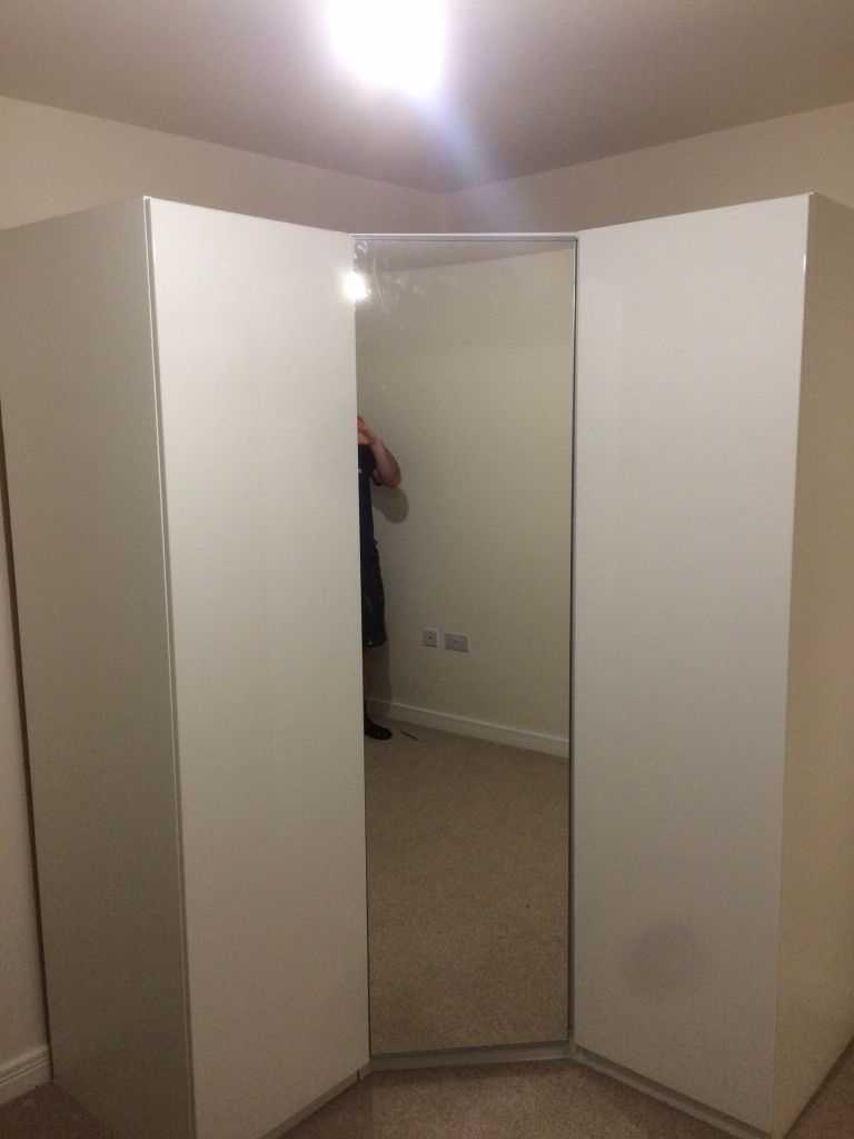 View Gallery of White Corner Wardrobes (Showing 8 of 15 Photos)