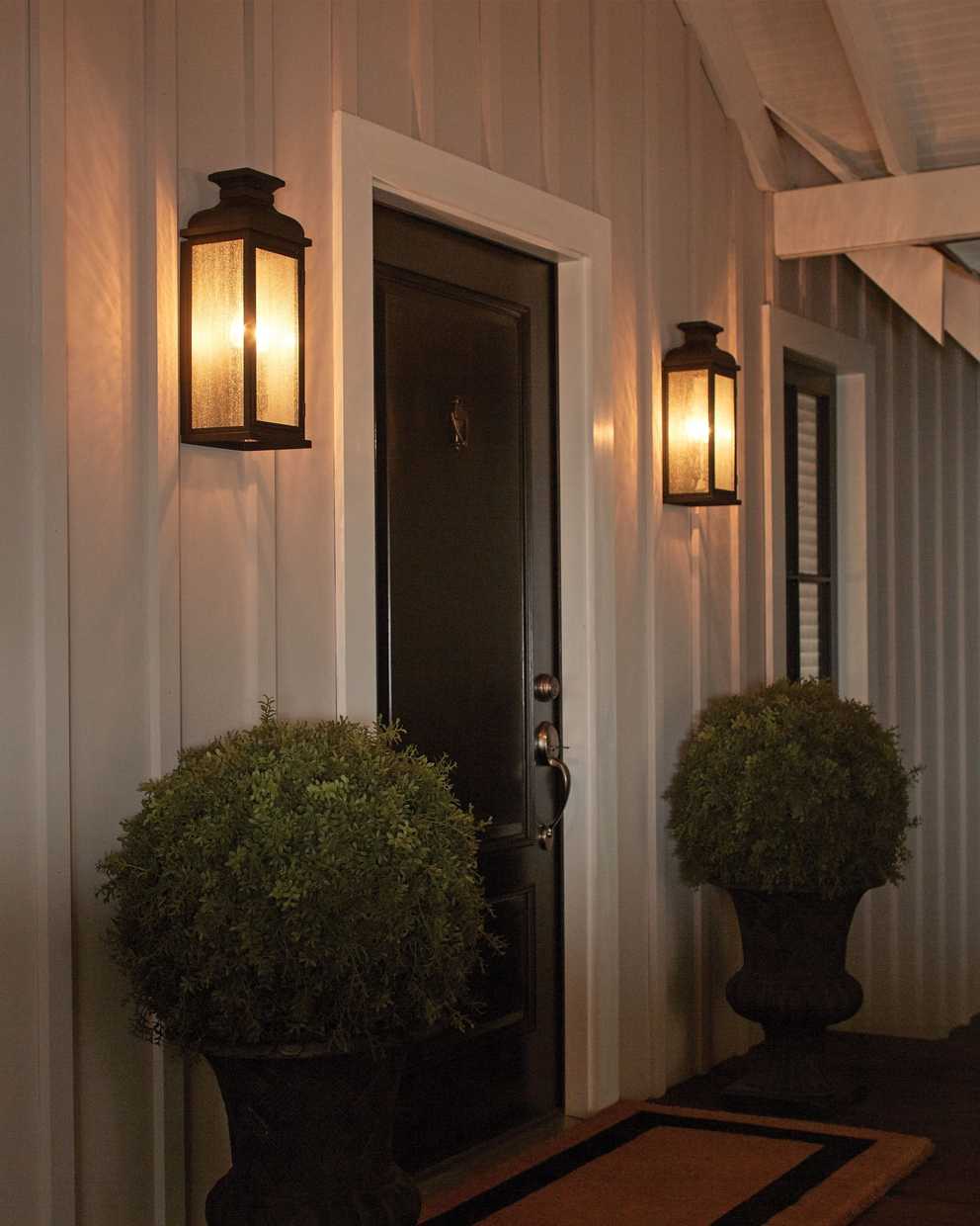 Gallery of Outdoor Garage Lanterns (View 8 of 20 Photos)