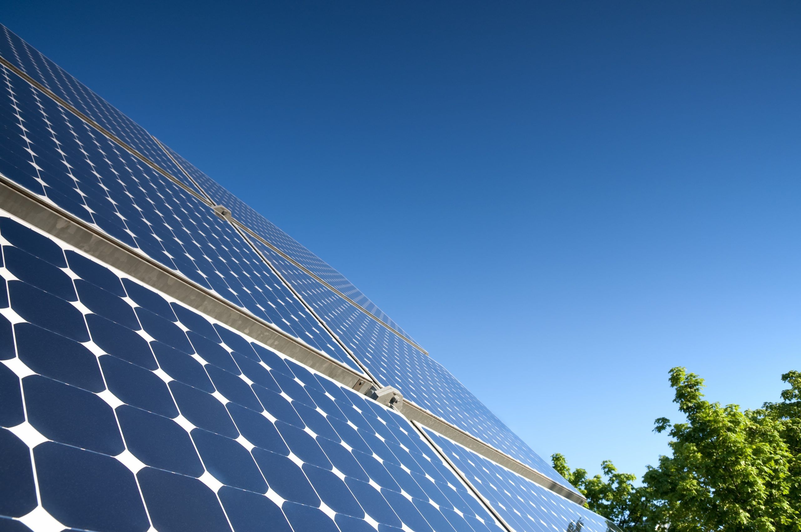 First Solar stock outlook: Deutsche Bank sees upside to $280