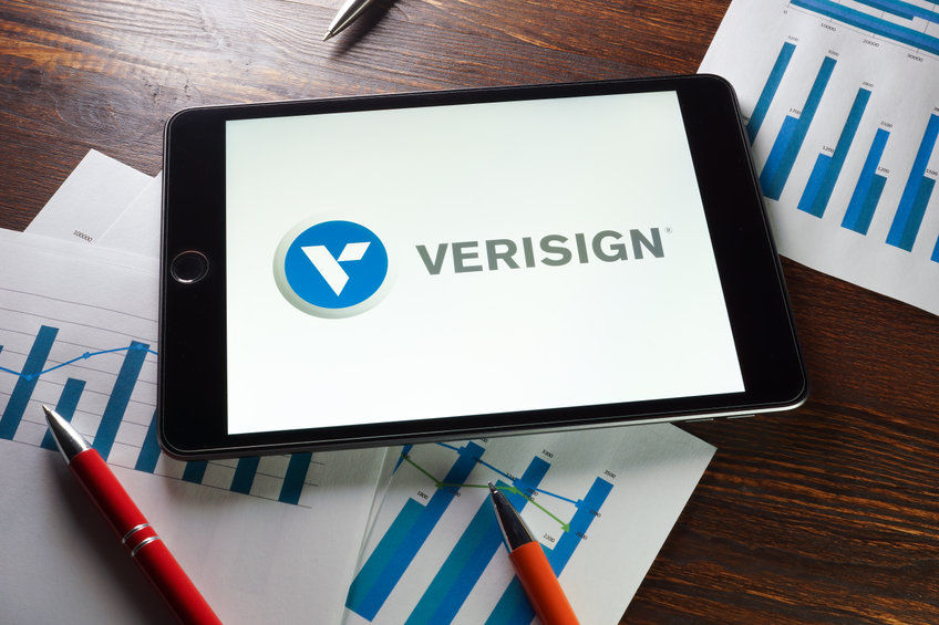 Is it too risky to invest in VeriSign shares despite solid Q3 results ...