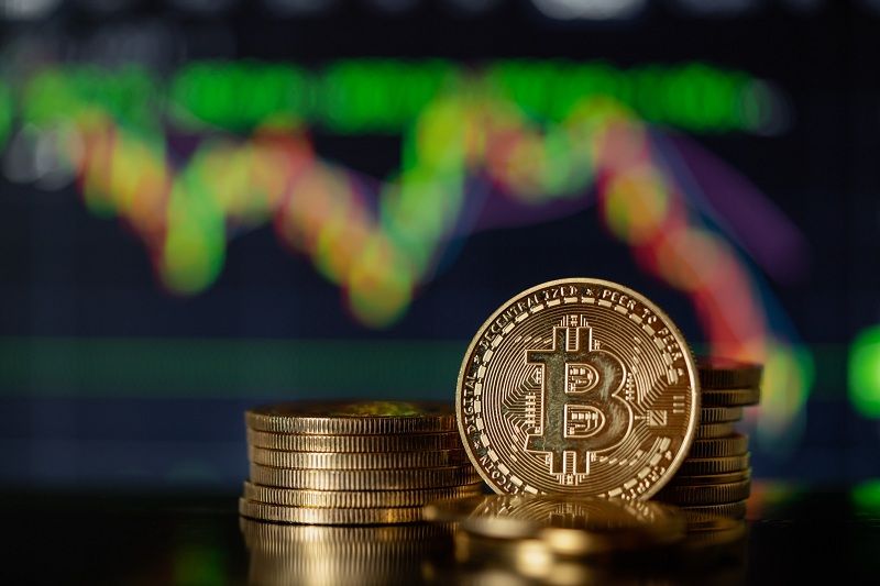 Bitcoin price pumps then crash following BlackRock ETF approval fake ...