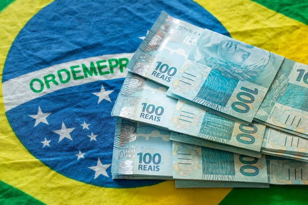 Brazil's budget deficit hits record high in June, government debt soars ...