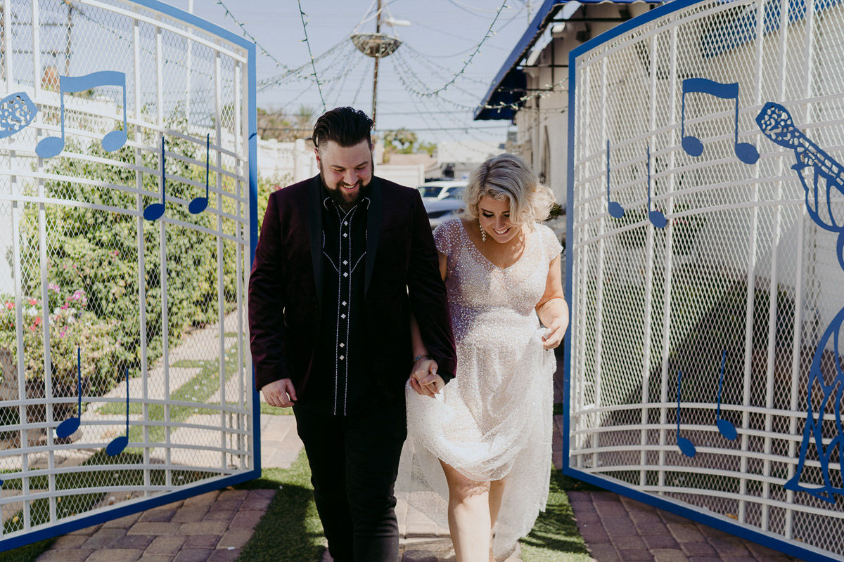 Real Wedding - Danielle & Jason, Downtown Las Vegas USA - Ivory Tribe