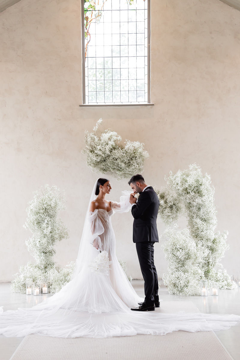 18 seriously stunning ceremony set-ups - Ivory Tribe