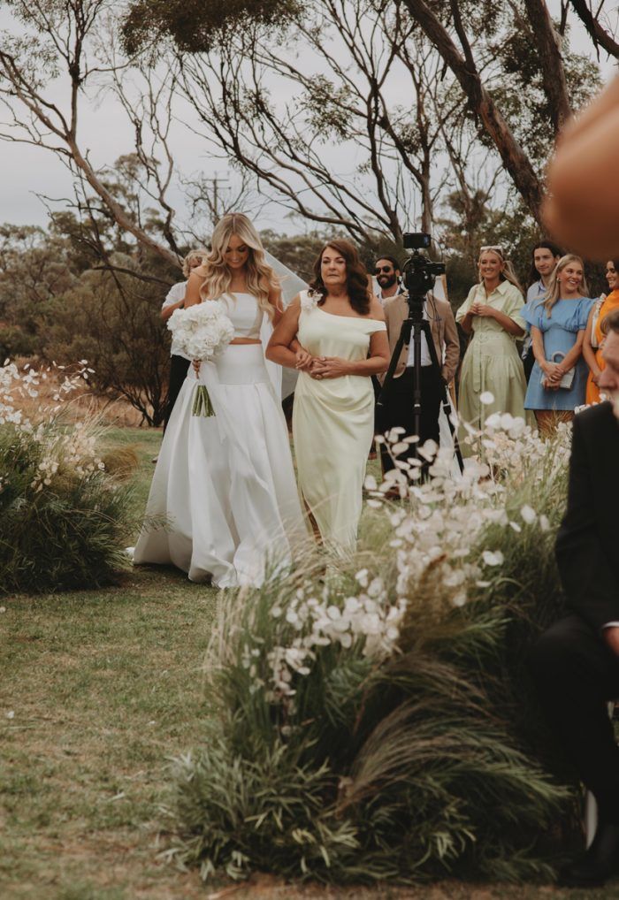 Real Wedding - Jasmine & Roy, Spring Cart Gully SA | Ivory Tribe