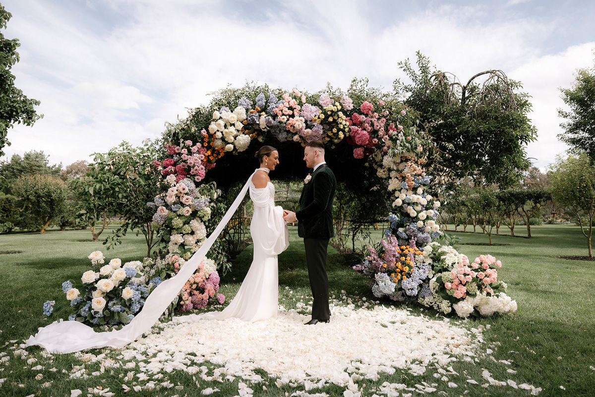 How to Choose Your Perfect Wedding Colour Palette - Ivory Tribe