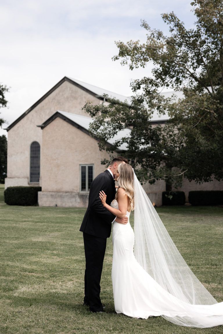 Real Wedding - Amber & Tyler, Coldstream VIC | Ivory Tribe
